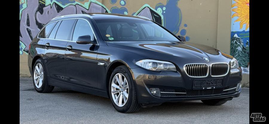 Pelēks BMW 520 2010 Kėdainiai, ar dzinēja tilpumu 2.00 L un nobraukumu 238 tūkst. km par 7350 €, foto 1 vietnē AUTOMOTO.COM.LV