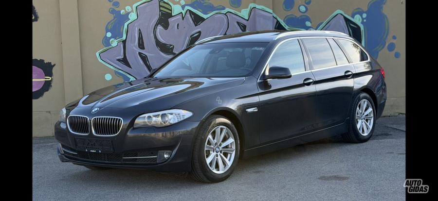 Pelēks BMW 520 2010 Kėdainiai, ar dzinēja tilpumu 2.00 L un nobraukumu 238 tūkst. km par 7350 €, foto 3 vietnē AUTOMOTO.COM.LV