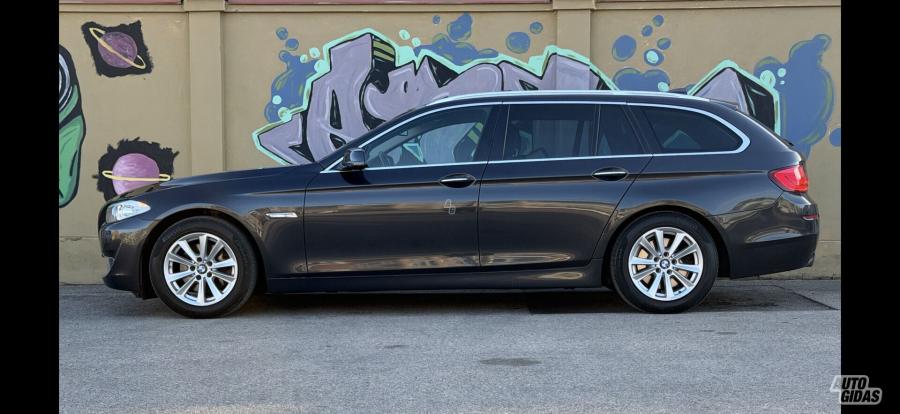 Pelēks BMW 520 2010 Kėdainiai, ar dzinēja tilpumu 2.00 L un nobraukumu 238 tūkst. km par 7350 €, foto 7 vietnē AUTOMOTO.COM.LV