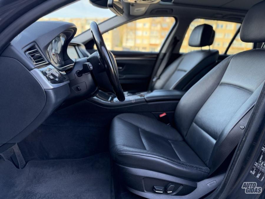 Pelēks BMW 520 2010 Kėdainiai, ar dzinēja tilpumu 2.00 L un nobraukumu 238 tūkst. km par 7350 €, foto 12 vietnē AUTOMOTO.COM.LV
