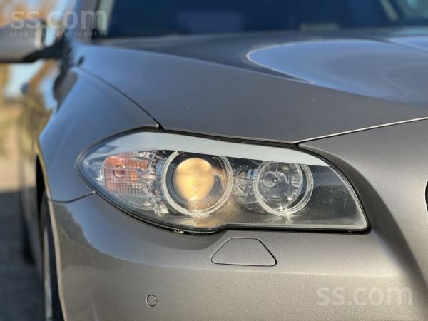 Grey BMW 520 2010 in Valmiera, with an engine capacity of 2.00 L and mileage of 330 thousand km for 7200 €, photo 3 on AUTOMOTO.COM.LV