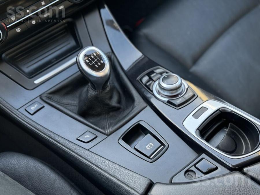Pelēks BMW 520 2010 Valmiera, ar dzinēja tilpumu 2.00 L un nobraukumu 330 tūkst. km par 7200 €, foto 16 vietnē AUTOMOTO.COM.LV