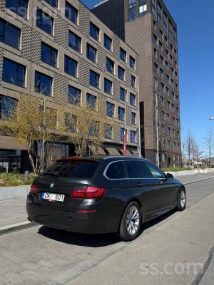 Grey BMW 520 2010 in Riga, with an engine capacity of 2.00 L and mileage of 285 thousand km for 6500 €, photo 3 on AUTOMOTO.COM.LV