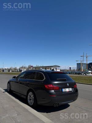 Grey BMW 520 2010 in Riga, with an engine capacity of 2.00 L and mileage of 285 thousand km for 6500 €, photo 4 on AUTOMOTO.COM.LV