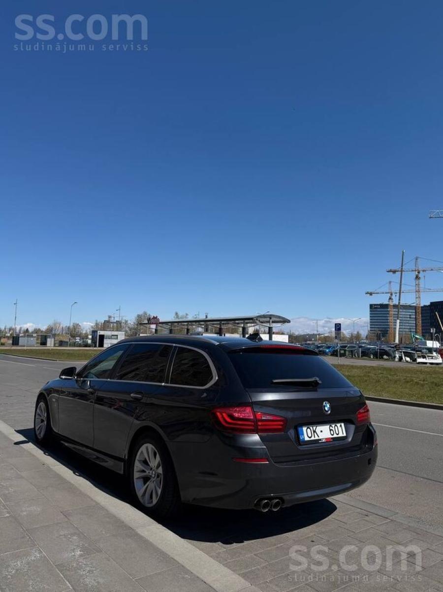 Grey BMW 520 2010 in Riga, with an engine capacity of 2.00 L and mileage of 285 thousand km for 6500 €, photo 4 on AUTOMOTO.COM.LV
