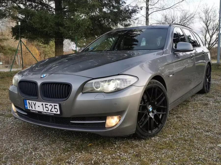Pelēks BMW 520 2010 Kuldīga, ar dzinēja tilpumu 2.00 L un nobraukumu 226 tūkst. km par 9800 €, foto 1 vietnē AUTOMOTO.COM.LV
