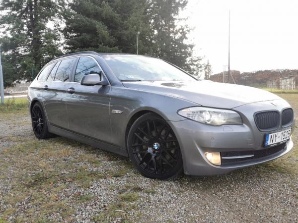 Grey BMW 520 2010 in Riga, with an engine capacity of 2.00 L and mileage of 226 thousand km for 9800 €, photo 5 on AUTOMOTO.COM.LV