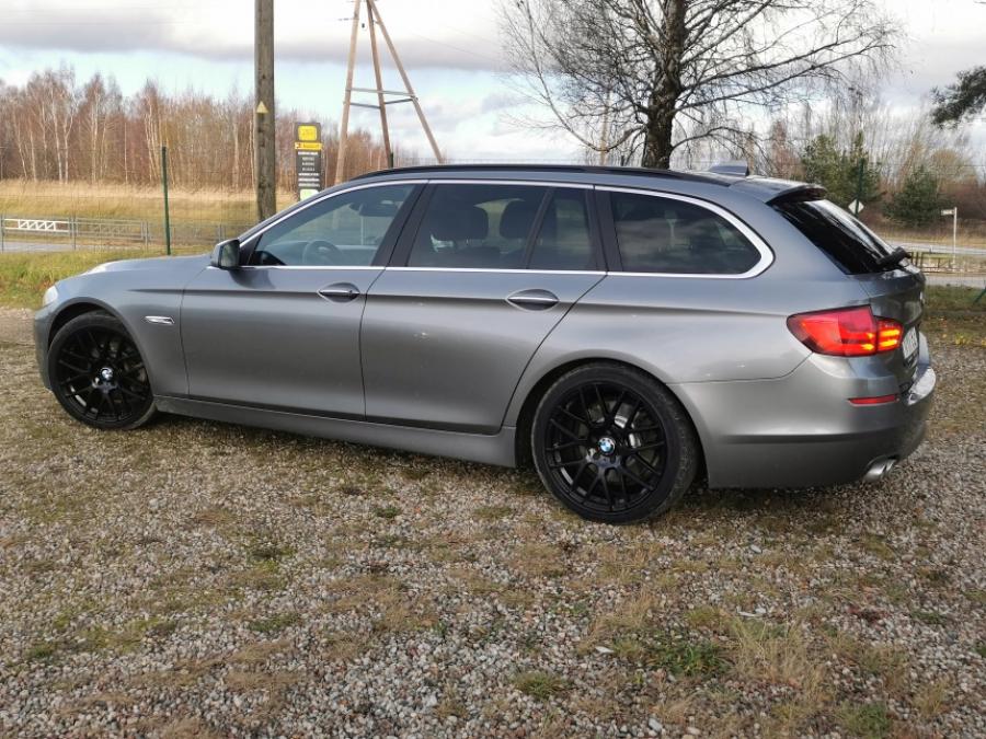 Pelēks BMW 520 2010 Rīga, ar dzinēja tilpumu 2.00 L un nobraukumu 226 tūkst. km par 9800 €, foto 7 vietnē AUTOMOTO.COM.LV
