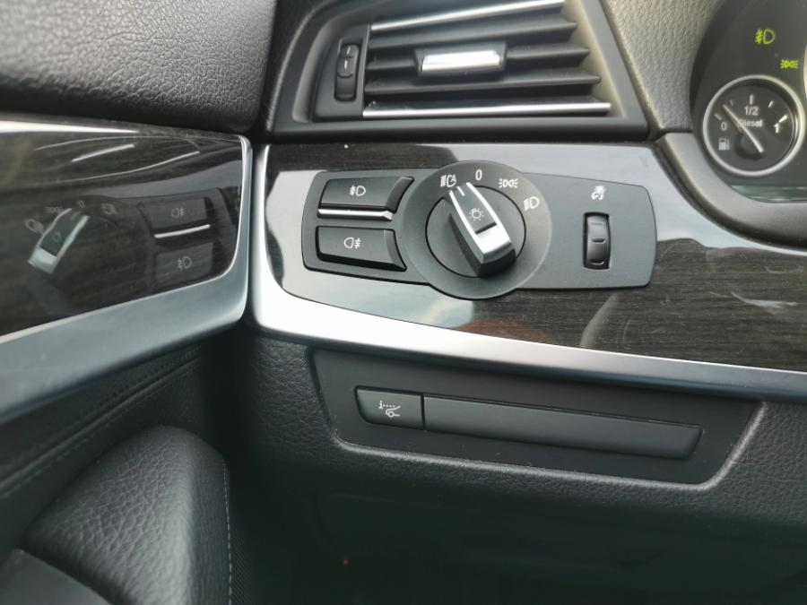 Pelēks BMW 520 2010 Rīga, ar dzinēja tilpumu 2.00 L un nobraukumu 226 tūkst. km par 9800 €, foto 15 vietnē AUTOMOTO.COM.LV