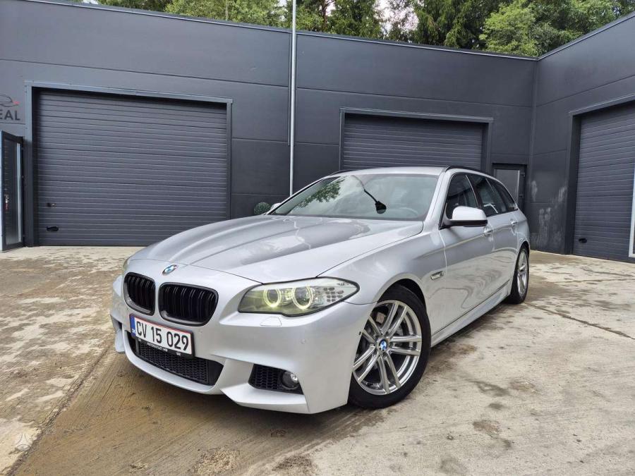 Grey BMW 520 2010 in Utena, with an engine capacity of 2.00 L and mileage of 390 thousand km for 7490 €, photo 1 on AUTOMOTO.COM.LV