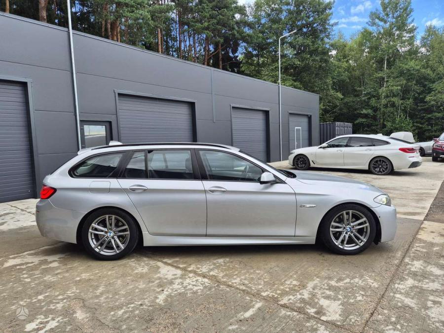 Grey BMW 520 2010 in Utena, with an engine capacity of 2.00 L and mileage of 390 thousand km for 7490 €, photo 7 on AUTOMOTO.COM.LV