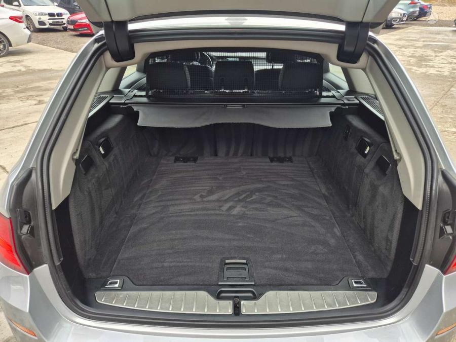 Grey BMW 520 2010 in Utena, with an engine capacity of 2.00 L and mileage of 390 thousand km for 7490 €, photo 23 on AUTOMOTO.COM.LV