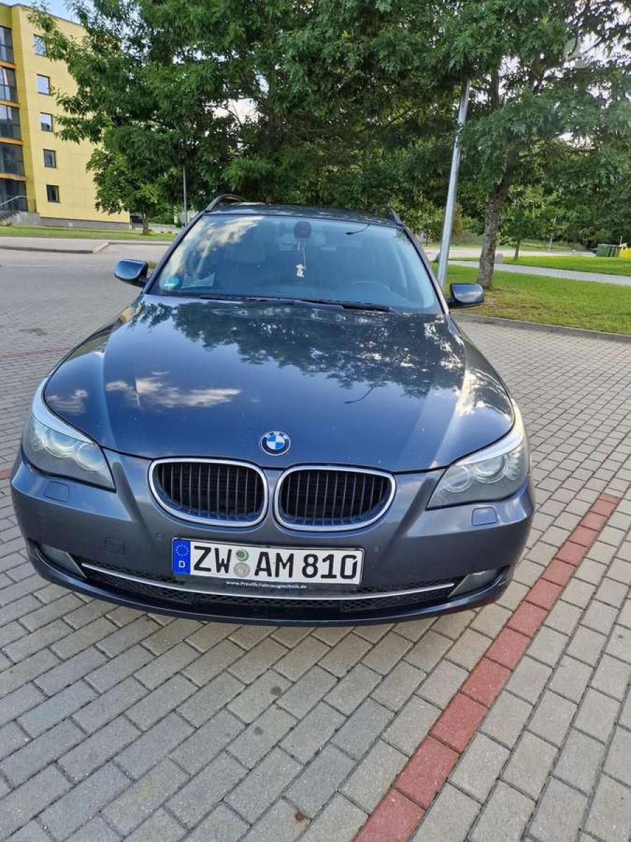 Серый БМВ 520 2010 в Каунас, объемом двигателя 2.00 л и пробегом 349 тыс. км за 3740 €, фото 3 на AUTOMOTO.COM.LV