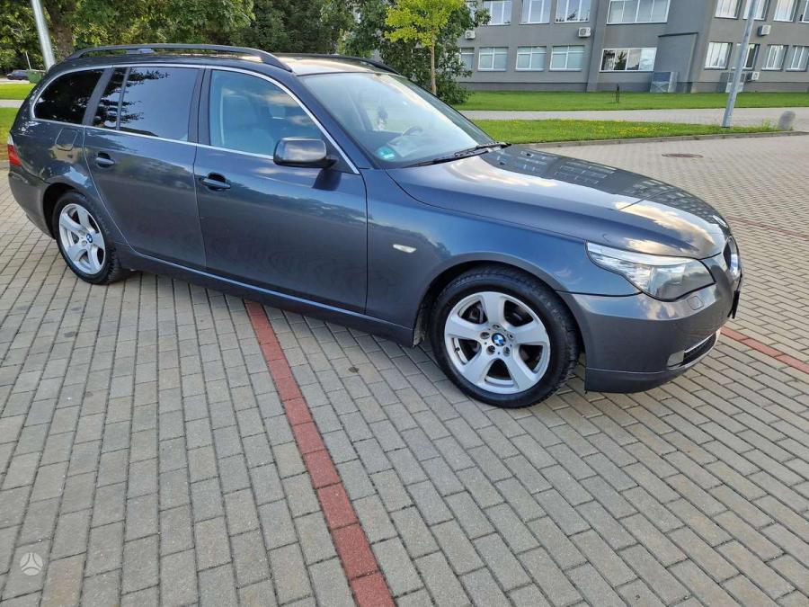 Серый БМВ 520 2010 в Каунас, объемом двигателя 2.00 л и пробегом 349 тыс. км за 3740 €, фото 5 на AUTOMOTO.COM.LV