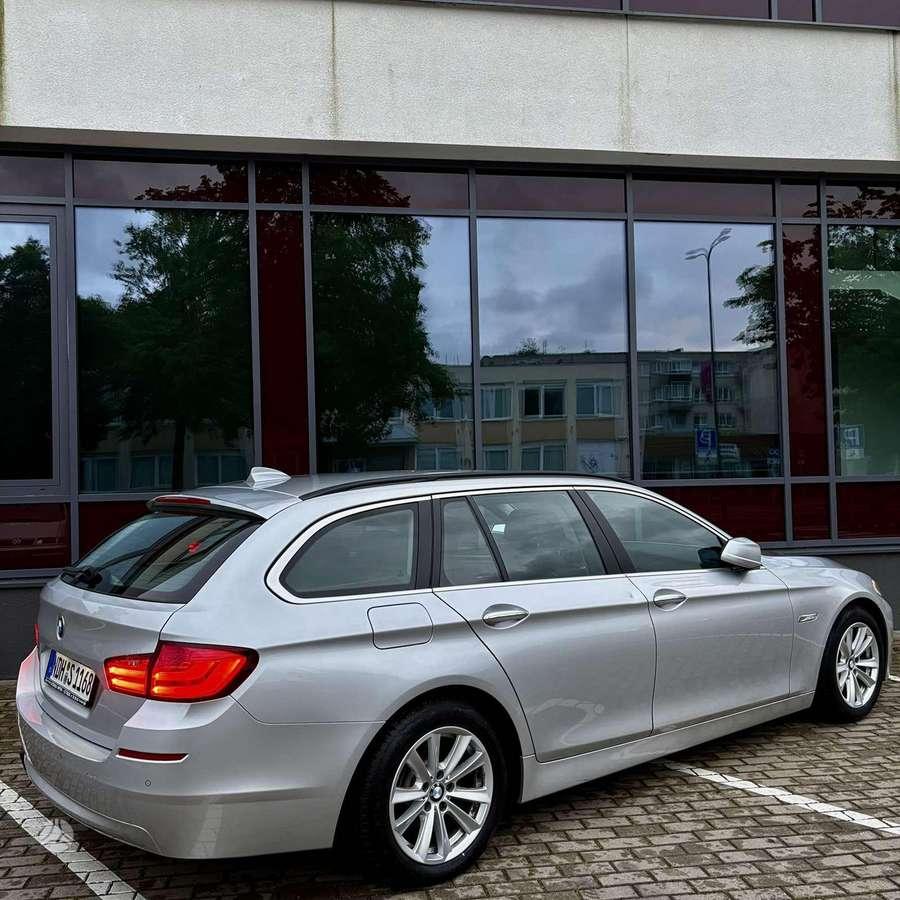 Grey BMW 520 2010 in Kaisiadorys, with an engine capacity of 2.00 L and mileage of 320 thousand km for 5000 €, photo 9 on AUTOMOTO.COM.LV