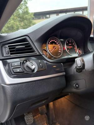 Grey BMW 520 2010 in Kaisiadorys, with an engine capacity of 2.00 L and mileage of 320 thousand km for 5000 €, photo 29 on AUTOMOTO.COM.LV