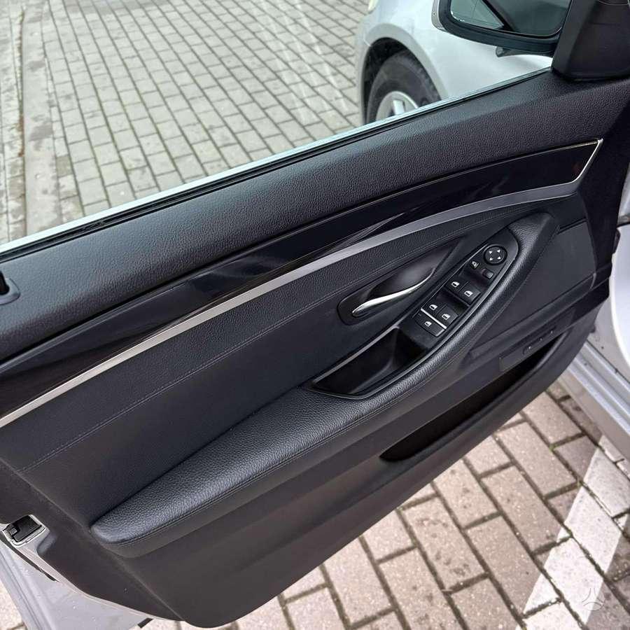 Grey BMW 520 2010 in Kaisiadorys, with an engine capacity of 2.00 L and mileage of 320 thousand km for 5000 €, photo 30 on AUTOMOTO.COM.LV
