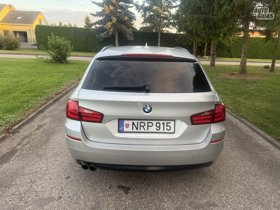 Grey BMW 520 2010 in Vilnius, with an engine capacity of 2.00 L and mileage of 375 thousand km for 5700 €, photo 7 on AUTOMOTO.COM.LV