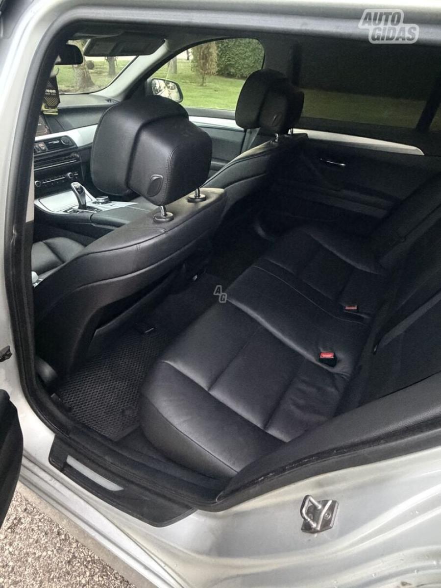 Grey BMW 520 2010 in Vilnius, with an engine capacity of 2.00 L and mileage of 375 thousand km for 5700 €, photo 12 on AUTOMOTO.COM.LV
