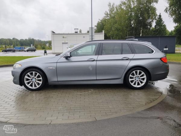 Grey BMW 520 2010 in Vilnius, with an engine capacity of 2.00 L and mileage of 287 thousand km for 7450 €, photo 8 on AUTOMOTO.COM.LV