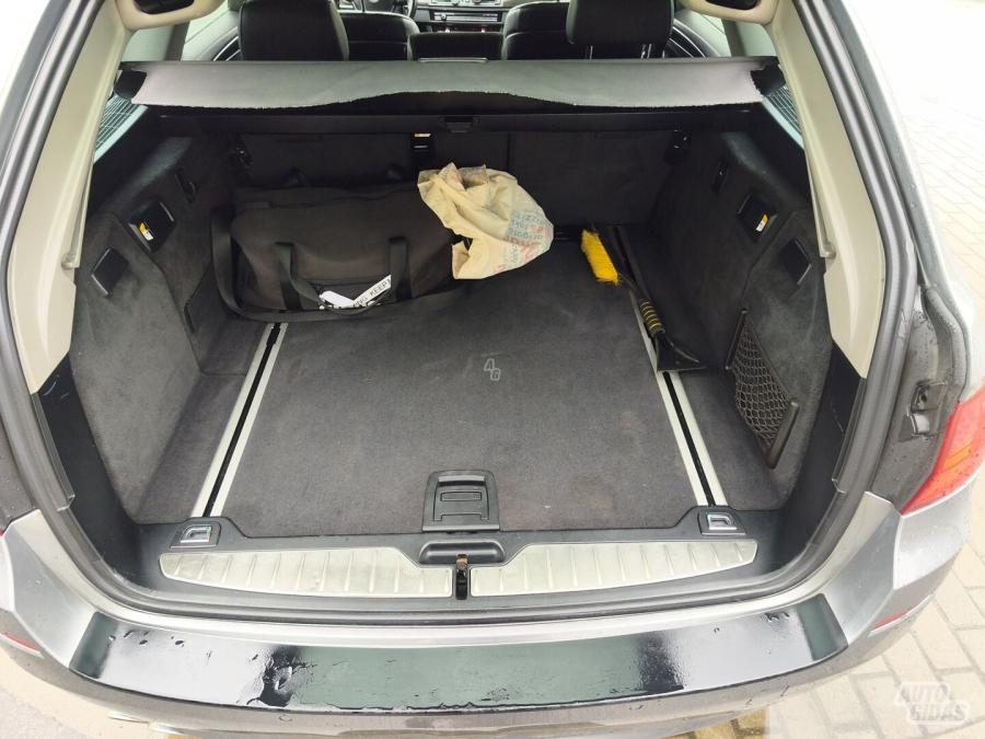 Pelēks BMW 520 2010 Viļņa, ar dzinēja tilpumu 2.00 L un nobraukumu 287 tūkst. km par 7450 €, foto 32 vietnē AUTOMOTO.COM.LV