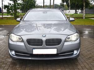 Grey BMW 520 2010 in Vilnius, with an engine capacity of 2.00 L and mileage of 287 thousand km for 7450 €, photo 3 on AUTOMOTO.COM.LV