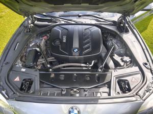 Grey BMW 520 2010 in Vilnius, with an engine capacity of 2.00 L and mileage of 289 thousand km for 6500 €, photo 34 on AUTOMOTO.COM.LV