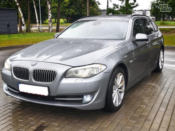 Pelēks BMW 520 2010 Viļņa, ar dzinēja tilpumu 2.00 L un nobraukumu 289 tūkst. km par 6450 €, foto 3 vietnē AUTOMOTO.COM.LV