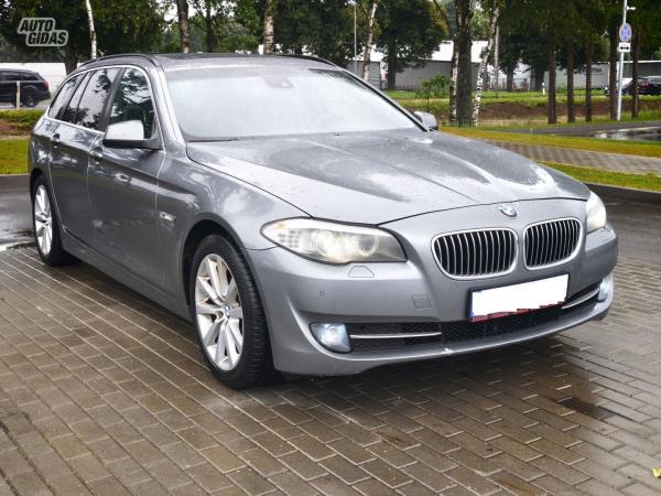 Pelēks BMW 520 2010 Viļņa, ar dzinēja tilpumu 2.00 L un nobraukumu 289 tūkst. km par 6450 €, foto 4 vietnē AUTOMOTO.COM.LV