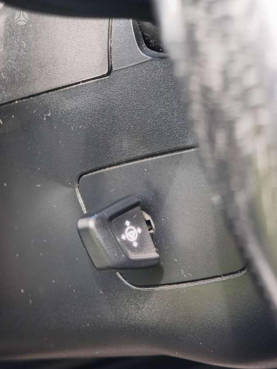Pelēks BMW 520 2010 Viļņa, ar dzinēja tilpumu 2.00 L un nobraukumu 289 tūkst. km par 5999 €, foto 18 vietnē AUTOMOTO.COM.LV