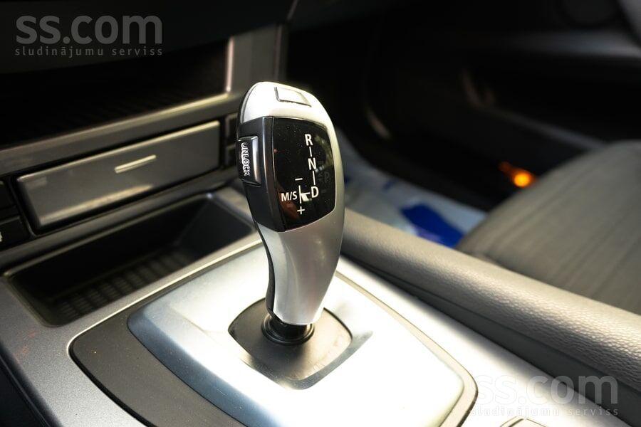 Pelēks BMW 520 2010 Rīga, ar dzinēja tilpumu 2.00 L un nobraukumu 310 tūkst. km par 5790 €, foto 13 vietnē AUTOMOTO.COM.LV