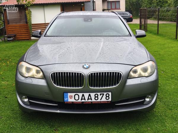 Grey BMW 520 2010 in Vilnius, with an engine capacity of 2.00 L and mileage of 289 thousand km for 5450 €, photo 3 on AUTOMOTO.COM.LV