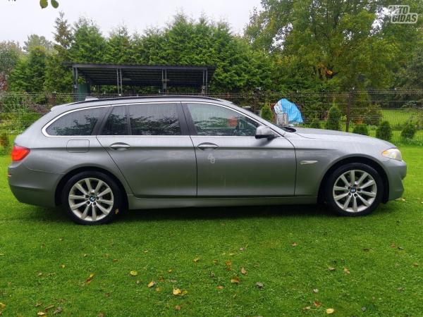 Grey BMW 520 2010 in Vilnius, with an engine capacity of 2.00 L and mileage of 289 thousand km for 5450 €, photo 5 on AUTOMOTO.COM.LV
