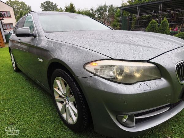 Grey BMW 520 2010 in Vilnius, with an engine capacity of 2.00 L and mileage of 289 thousand km for 5450 €, photo 11 on AUTOMOTO.COM.LV