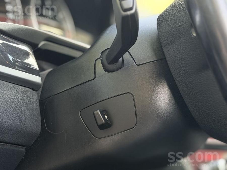 Pelēks BMW 520 2010 Rīga, ar dzinēja tilpumu 2.00 L un nobraukumu 303 tūkst. km par 6350 €, foto 12 vietnē AUTOMOTO.COM.LV