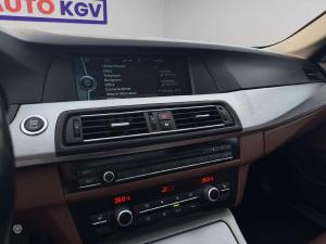 Grey BMW 520 2011 in Kaunas, with an engine capacity of 2.00 L and mileage of 353 thousand km for 8999 €, photo 17 on AUTOMOTO.COM.LV