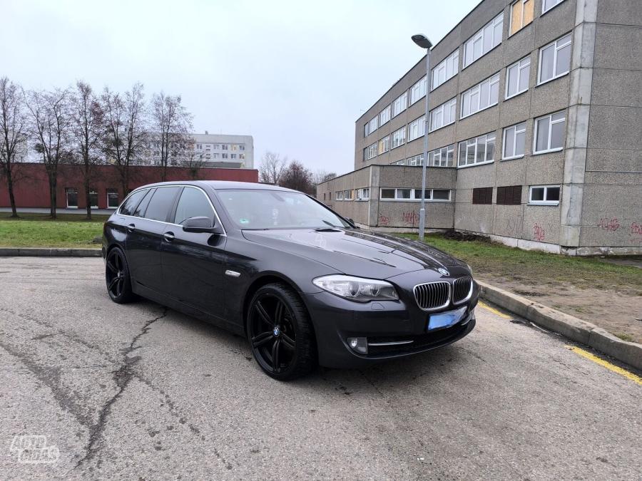 Pelēks BMW 520 2011 Kauņa, ar dzinēja tilpumu 2.00 L un nobraukumu 286 tūkst. km par 6600 €, foto 5 vietnē AUTOMOTO.COM.LV