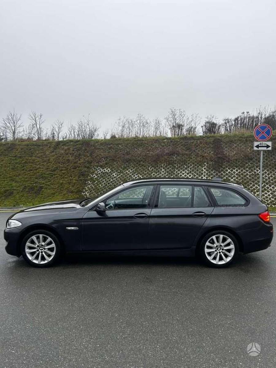 Grey BMW 520 2011 in Vilnius, with an engine capacity of 2.00 L and mileage of 334 thousand km for 7300 €, photo 7 on AUTOMOTO.COM.LV