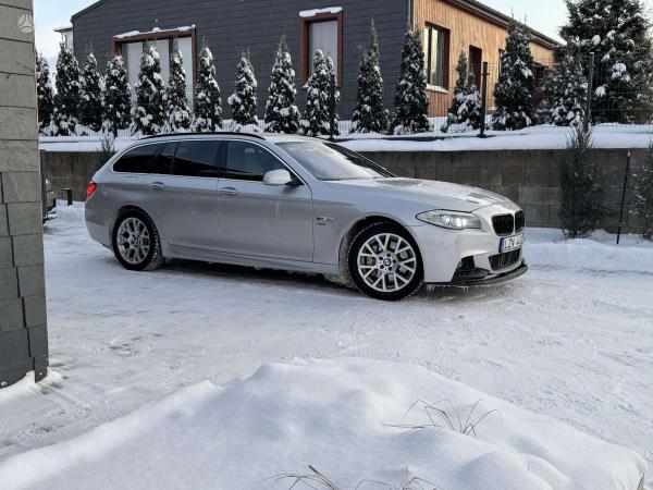 Grey BMW 520 2011 in Vilnius, with an engine capacity of 2.00 L and mileage of 347 thousand km for 11550 €, photo 3 on AUTOMOTO.COM.LV