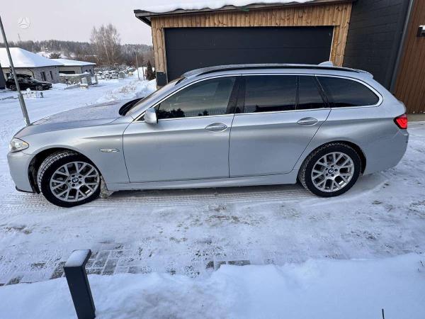 Grey BMW 520 2011 in Vilnius, with an engine capacity of 2.00 L and mileage of 347 thousand km for 11550 €, photo 4 on AUTOMOTO.COM.LV