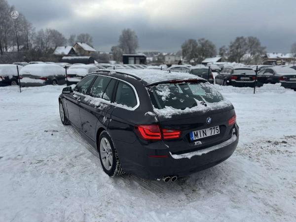 Grey BMW 520 2011 in Vilnius, with an engine capacity of 2.00 L and mileage of 281 thousand km for 6950 €, photo 7 on AUTOMOTO.COM.LV