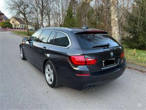 Grey BMW 520 2011 in Kelme, with an engine capacity of 2.00 L and mileage of 293 thousand km for 8550 €, photo 3 on AUTOMOTO.COM.LV