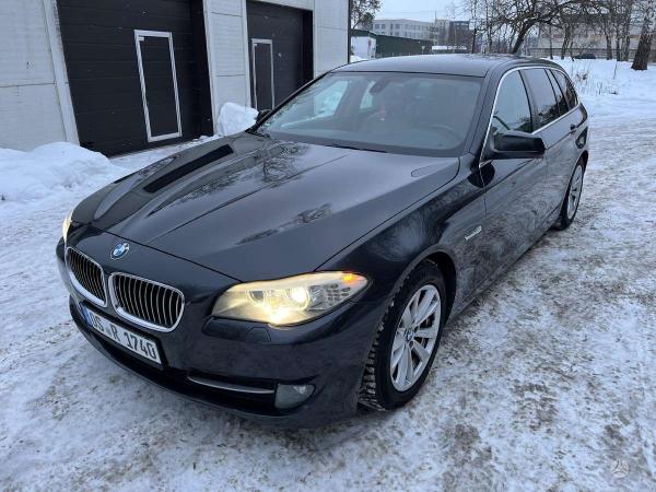 Grey BMW 520 2011 in Kaunas, with an engine capacity of 2.00 L and mileage of 300 thousand km for 6950 €, photo 1 on AUTOMOTO.COM.LV