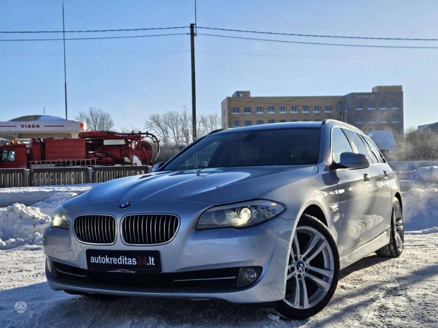 Pelēks BMW 520 2011 Šauļi, ar dzinēja tilpumu 2.00 L un nobraukumu 200 tūkst. km par 7950 €, foto 1 vietnē AUTOMOTO.COM.LV