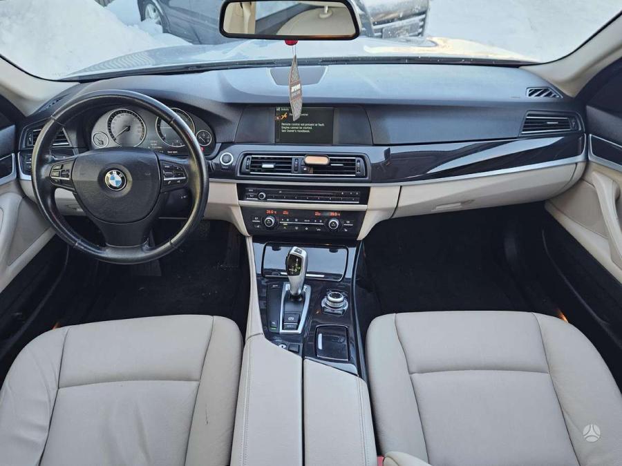 Pelēks BMW 520 2011 Šauļi, ar dzinēja tilpumu 2.00 L un nobraukumu 200 tūkst. km par 7950 €, foto 12 vietnē AUTOMOTO.COM.LV