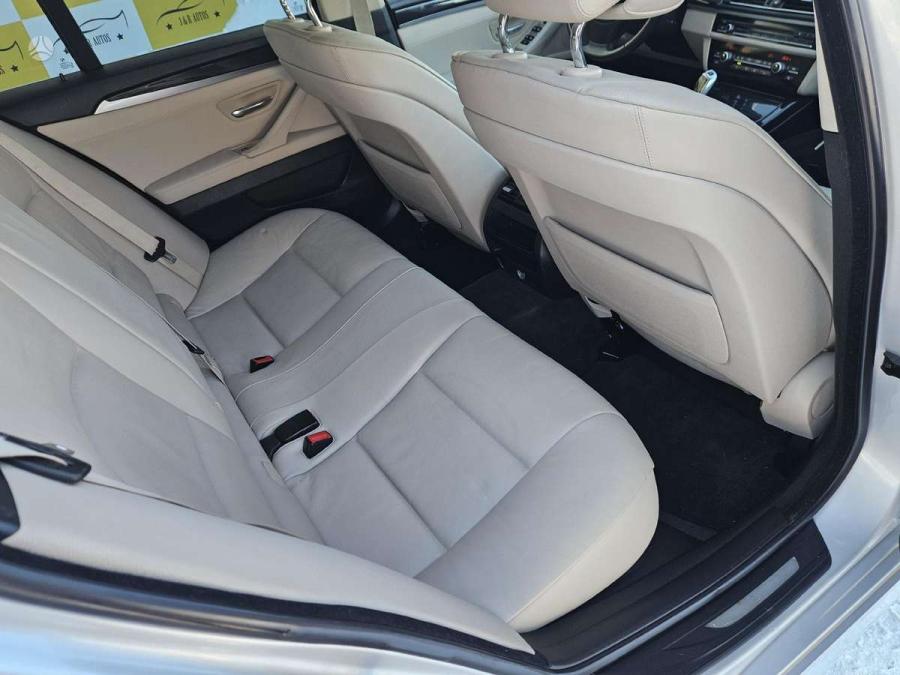 Pelēks BMW 520 2011 Šauļi, ar dzinēja tilpumu 2.00 L un nobraukumu 200 tūkst. km par 7950 €, foto 14 vietnē AUTOMOTO.COM.LV