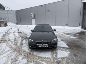 Grey BMW 520 2011 in Vilnius, with an engine capacity of 2.00 L and mileage of 330 thousand km for 5400 €, photo 4 on AUTOMOTO.COM.LV