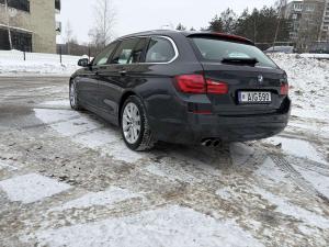 Grey BMW 520 2011 in Vilnius, with an engine capacity of 2.00 L and mileage of 330 thousand km for 5400 €, photo 9 on AUTOMOTO.COM.LV