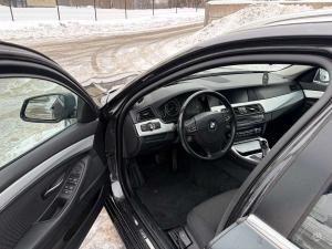 Grey BMW 520 2011 in Vilnius, with an engine capacity of 2.00 L and mileage of 330 thousand km for 5400 €, photo 15 on AUTOMOTO.COM.LV