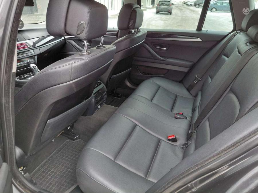 Grey BMW 520 2011 in Vilnius, with an engine capacity of 2.00 L and mileage of 312 thousand km for 7500 €, photo 9 on AUTOMOTO.COM.LV